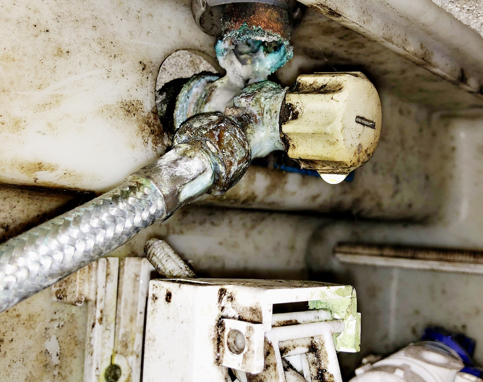 Spülkasten-Lösung - Kondensatfalle am WC